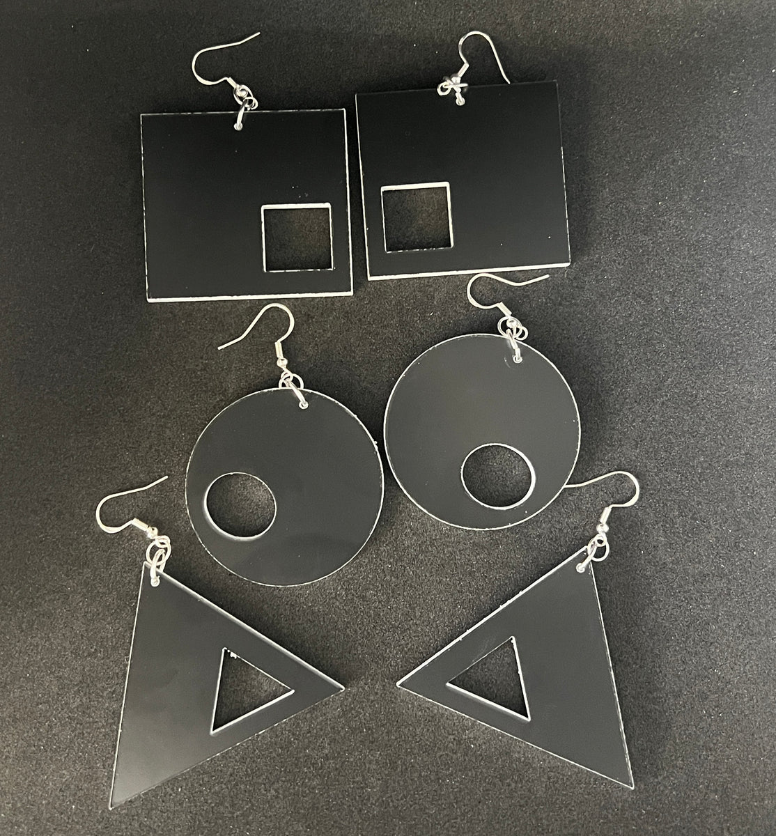 Large Geometric Spaces